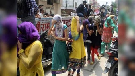 Sex Racket Busted In Ghaziabad 109 Arrested Firstpost