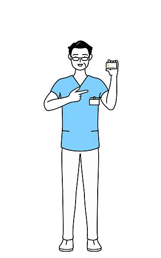 중년 수석 남자 간호사 물리 치료사 작업 치료사 언어 치료사 신용 카드 결제를 권장하는 유니폼을 입은 간호 조무사 Brand