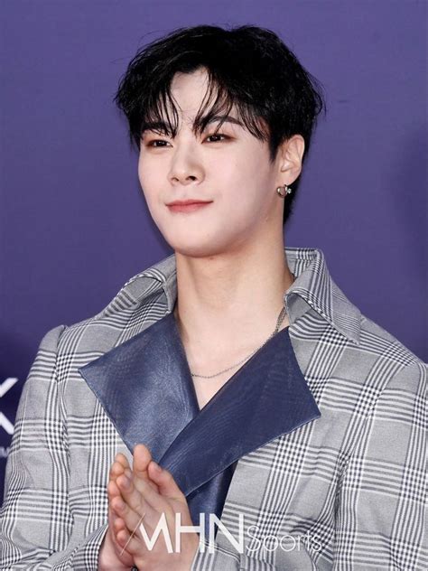 아스트로 문빈 멍냥이 매력[포토]