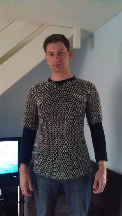 How To Make Chain Mail Armor From Start To Finish In Chain Mail Cosplay Tips Cosplay Diy