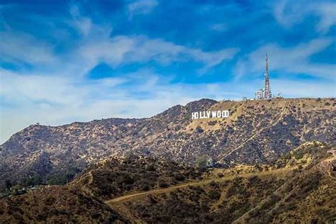 Conheça as curiosidades sobre a origem do letreiro de Hollywood