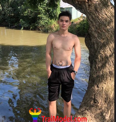 Trai Only Top Body Slim Nh Nh Ng T Nh C M M N M Ki U Traimodel Com