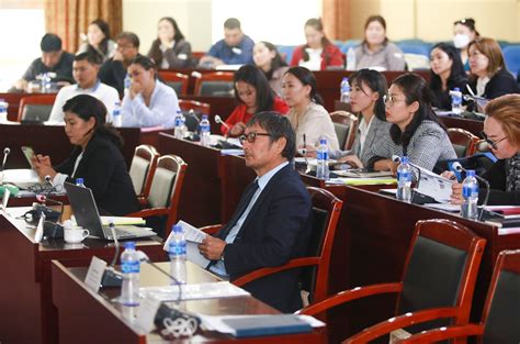 Томоохон худалдааны төвүүдийн эрүүл ахуйч нарыг хүнсний аюулгүй байдлын сургалтад хамруулав