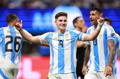 ¡el Campeón Se Respeta Argentina Venció 2 0 A Canadá En El Inicio De