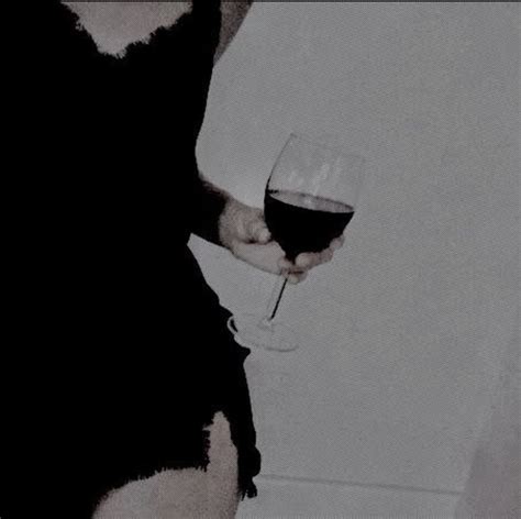 Пин от пользователя 𝐀𝐬𝐭𝐞𝐫𝐢𝐚 𝐆𝐓𝐇 на доске Pfp Dark aesthetic