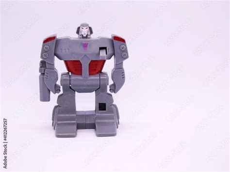 Transformers Cars Transformers Dolls Cars That Transform Into Robots