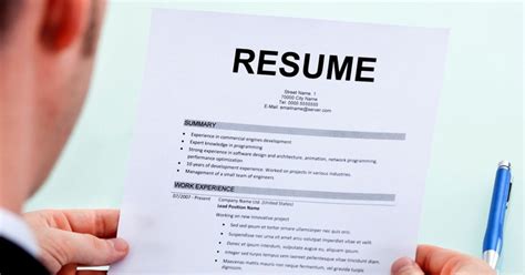 Как правильно составить резюме для устройства на работу в 2022 году — образец