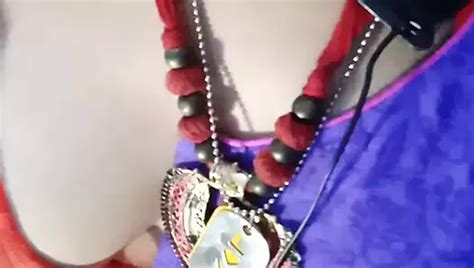 Sasur Nay Bhanu Ka Land Chusa 印度农村妇女震惊土地，胸部，热阴蒂，乳头 Xhamster
