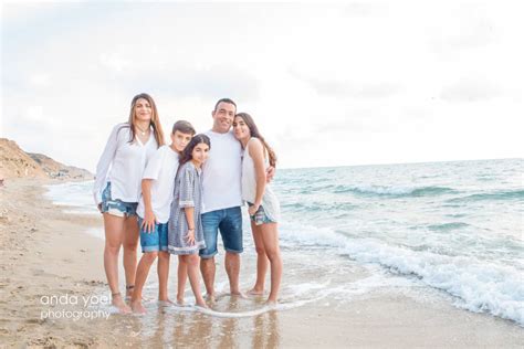 צילומי משפחה צילום משפחה צילומי משפחה בטבע אנדה יואל