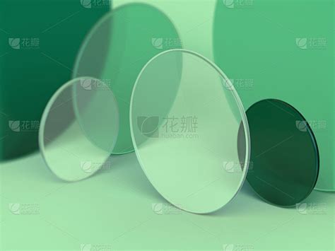 3d渲染圆形的半透明材料在绿色背景。抽象、几何或极简主义的插图。幻想和背景的可视化。