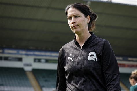Hourihan Expecting Tough Test From Cheltenham Plymouth Argyle