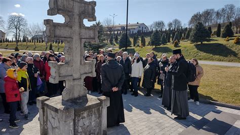 Франківчани здійснили паломництво до Унева та Глинян Івано Франківська Архієпархія УГКЦ