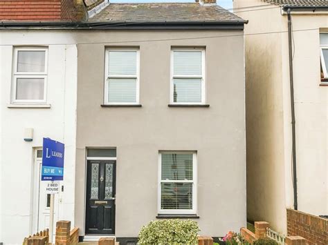 Wwe Legend Paige Aka Saraya Blasts Troll For Mocking Sex Tape Leak Metro News