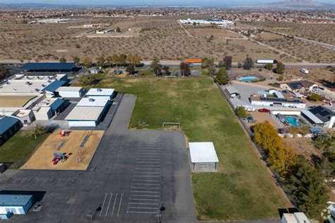 Hollyvale Elementary School In Victorville Ca