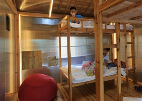 He Wei Transforms Traditional Chinese Property Into A Hostel