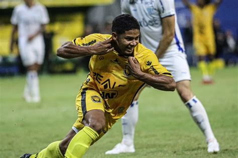 Amazonas Acerta Empréstimo De Cocote Para O Gama Df Amazonas Fc Ge