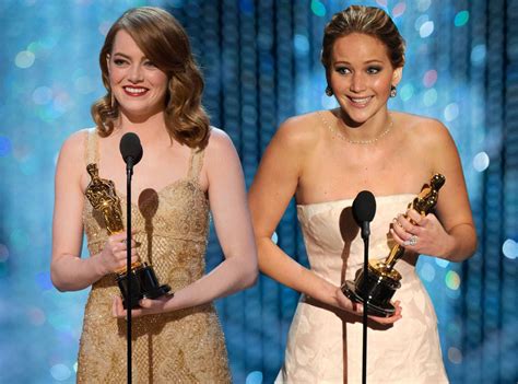 Jennifer Lawrence And Emma Stone Are Adorable Bffs Inside Their