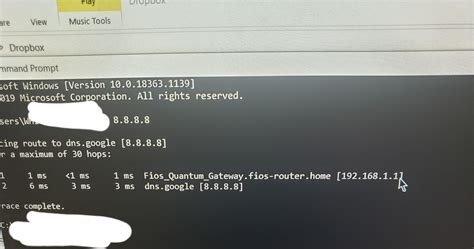 router only shows two hops during traceroute r homenetworking