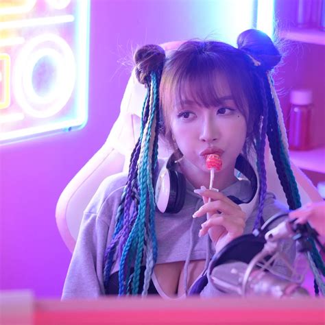 沐雨柔 原來還有這麼好玩的科系 我都想報名了 完整影片在留言板 Instagram