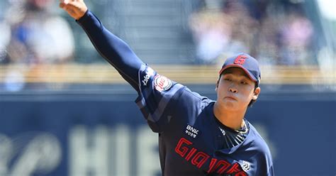 St포토 역투하는 롯데 이민석