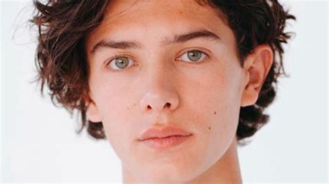 Кралските особи които замениха двореца с модния подиум Nova Bg