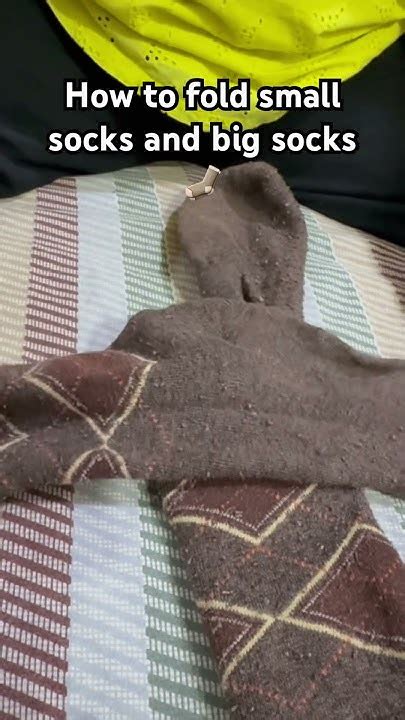 How To Fold Small Socks And Big Socks 🧦 🧦 Youtube
