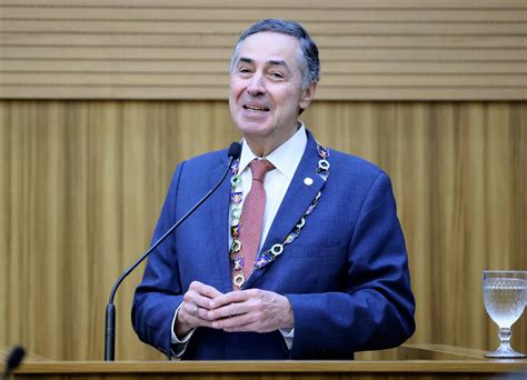 Barroso Defende Voto Distrital Misto E Semipresidencialismo Para