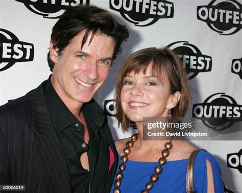 Robert Lewis Actor Photos And Premium High Res Pictures Getty Images