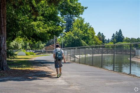 Pocket Greenhaven Neighborhood Guide Living In Pocket Greenhaven