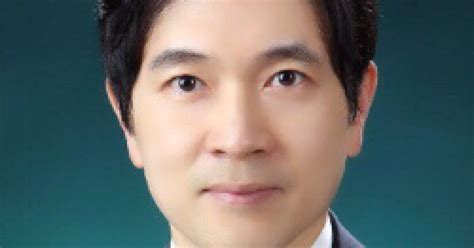 부산시 자동면직된 박성훈 전 경제부시장 재임용