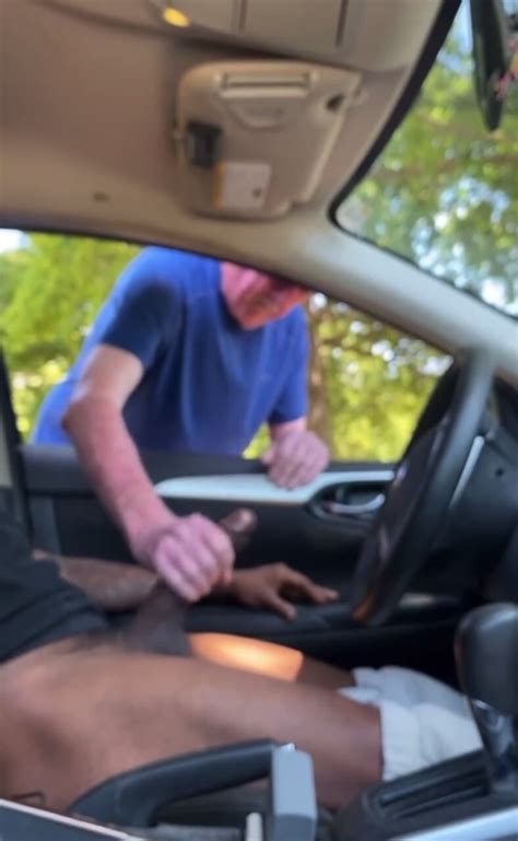 Pega O H Tero Straight Cruising White Daddy Thisvid