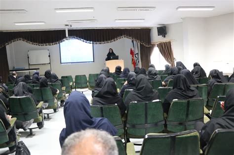 کارگاه آموزشی با موضوع پیگیری و مراقبت بیماران مبتلا به فشار خون بالا معاونت بهداشتی