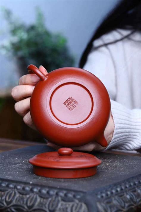 【大口扁腹】——范永芳（国家级工艺美术师）原矿大红袍 宜人出品