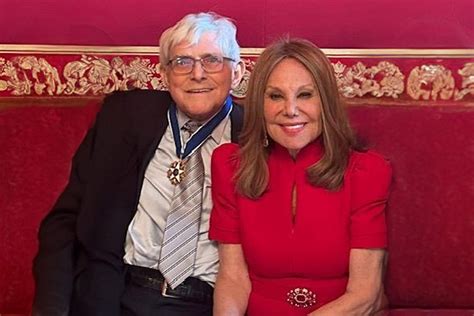 Talk Show Legend Phil Donahue 88 And Wife Of 44 Years Marlo Thomas On
