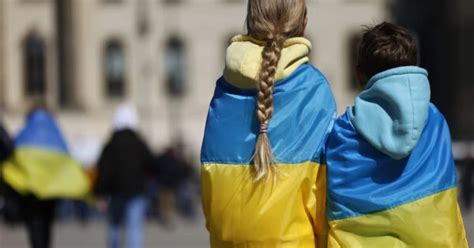 На підконтрольну Україні територію повернули чотирьох дітей