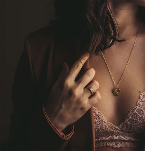 Top 6 Ways To Wear A Bralette Millennial