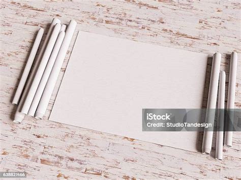 브랜딩 아이덴티티는 나무 배경을 조롱합니다 3d 일러스트레이션 고정됨에 대한 스톡 사진 및 기타 이미지 고정됨 기업 재무와 산업 단일 객체 Istock