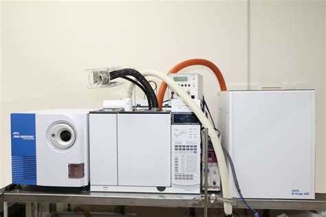 ヘッドスペースガスクロマトグラフ質量分析装置｜分析機器／分析事例｜環境リサーチ株式会社｜アスベスト・シックハウス・騒音振動｜環境の総合コンサルタント