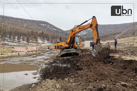ФОТО Богд уул Дугуй цагаан чиглэлийн замыг шинэчилж байна