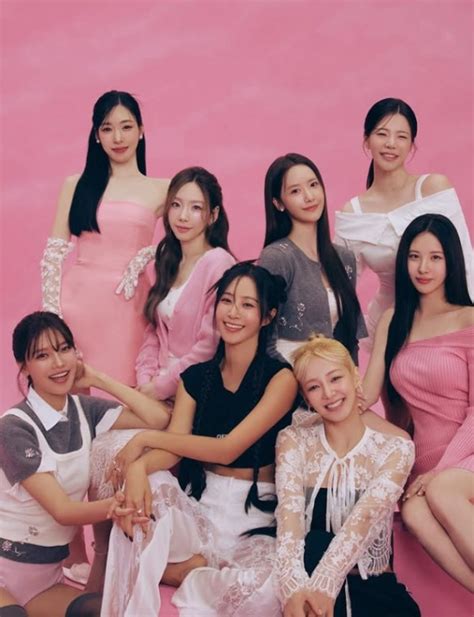 소원이라서 행복해요 수영 소녀시대 완전체 사진 공개…팬들 들썩