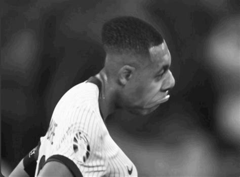 ویدیو درخواست عجیب یک هوادار از تیاگو بارسانیوز