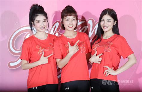 樂天女孩開訓 新隊長喊話成為地表最強啦啦隊 影 運動 中央社 Cna