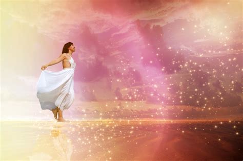 무료 이미지 바닷가 여자 사진술 햇빛 아침 로맨스 조명 반짝임 의식 드레스 아름다운 꿈 감정 상호 작용 컴퓨터 벽지 4912x3264