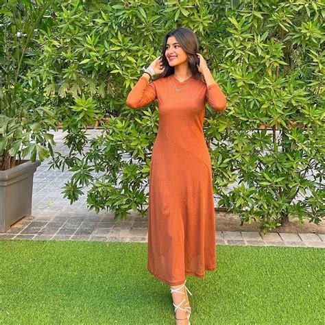 Nithya1020 Nithyavani0103 • Instagram Photos And Videos