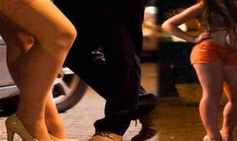 Palghar Sex Racket Busted पालघर में सेक्स रैकेट का भंडाफोड़ 1 नाबालिग समेत 3 बांग्लादेशी