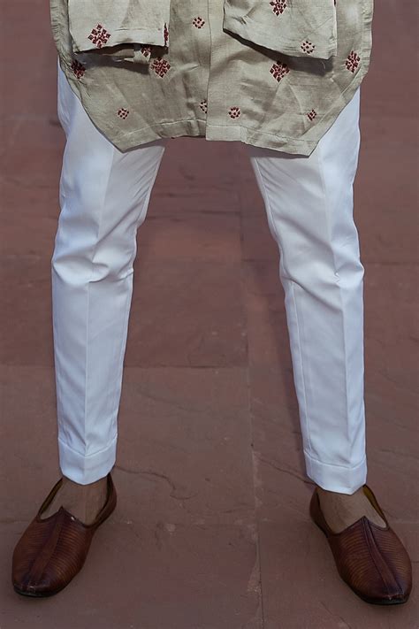 Buy Kaaj Button Champagne Satin Linen Embroidered Kurta Set At Pernia