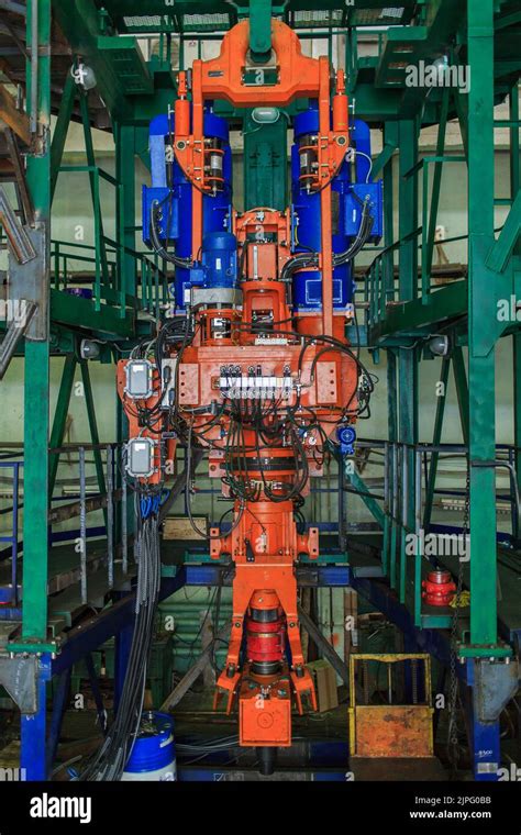 Close Up Of Oil Drill Rig Pump Stock Photo Alamy