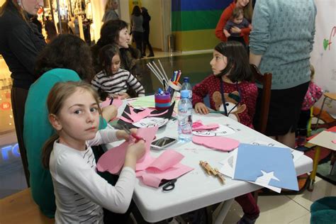 პატარა ჟირაფი წიგნის ფესტივალზე პატარა ჟირაფი Flickr