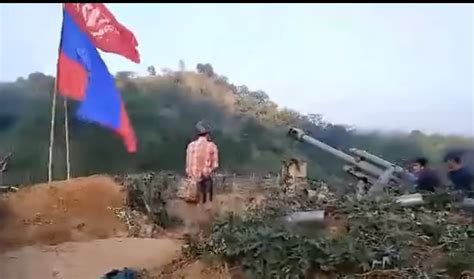 အမ်း ပဒန်းရိုးလမ်းပေါ်တွင်စစ်ကောင်စီစစ်ကြောင်းတစ်ခုချေမှုန်းခံရပြီး ကာကင်းတစ်ခုကို Aa သိမ်းပိုက်