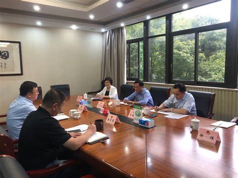 宋嘉禾副主任集中走访街镇人大工作机构